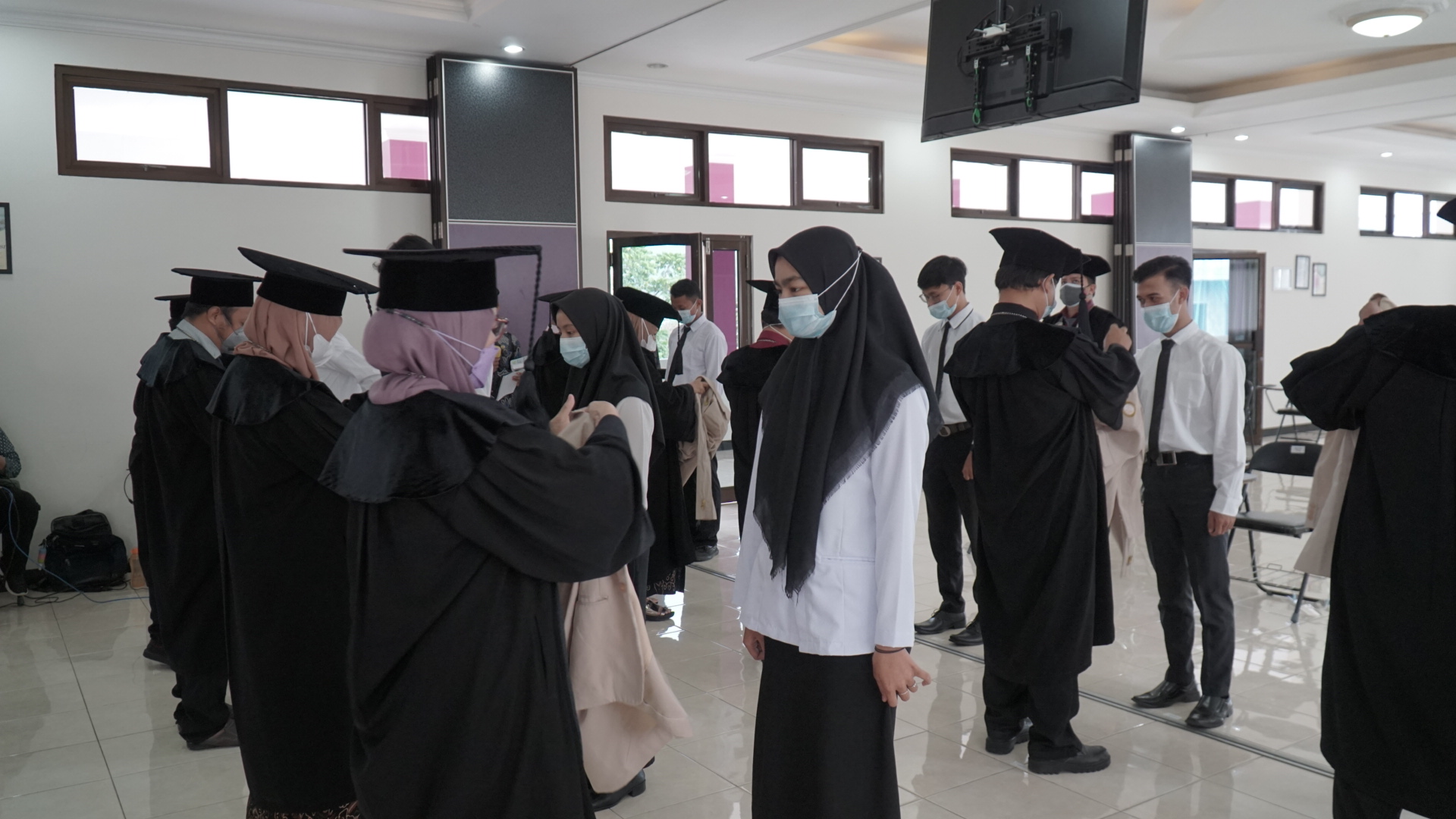 Melalui PKKMB Daring, Rektor UNIGA Kukuhkan 1.959 Mahasiswa Baru – Universitas Garut