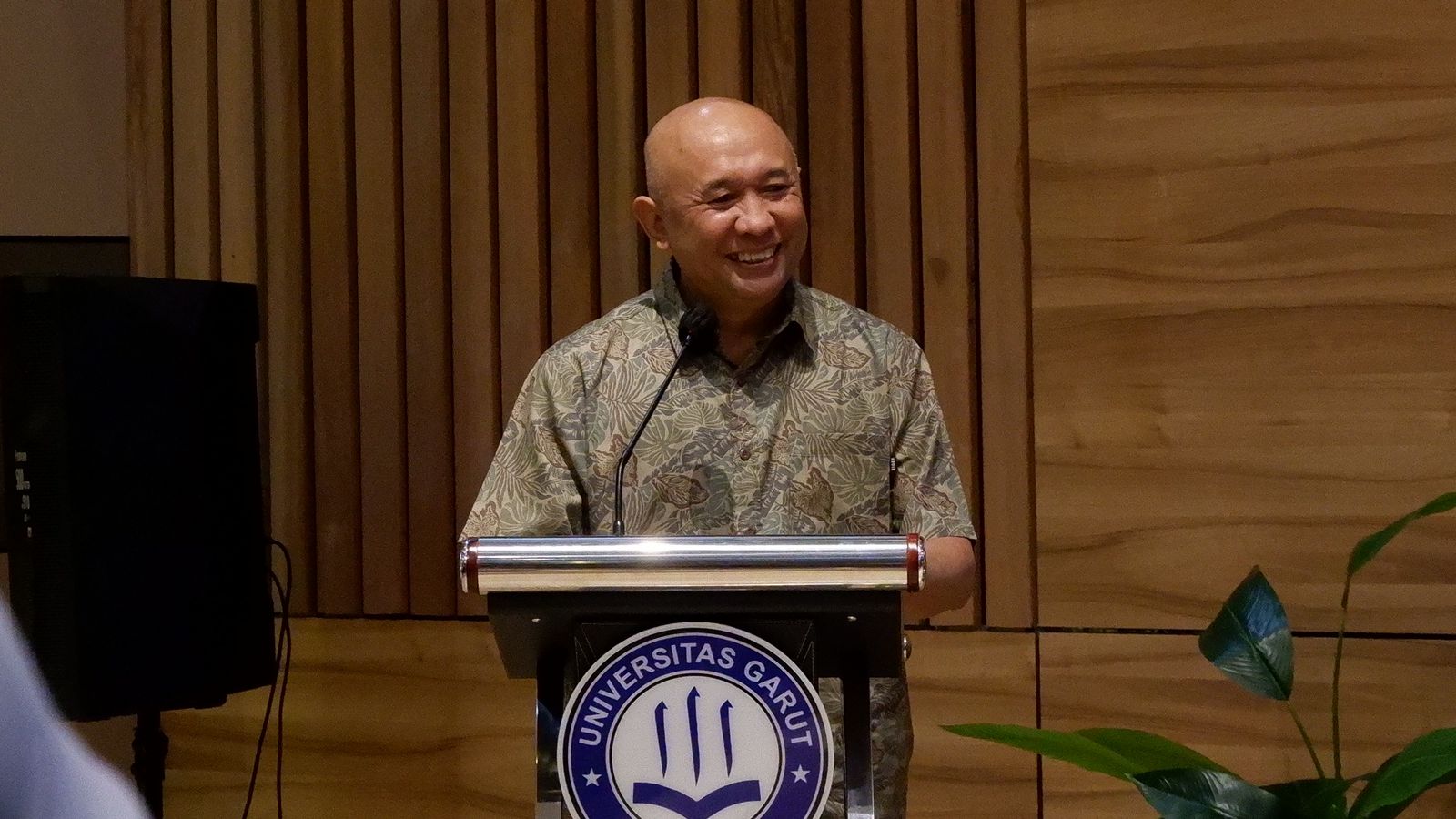 Menkop UKM Resmikan Gedung Fakultas Kewirausahaan UNIGA – Universitas Garut