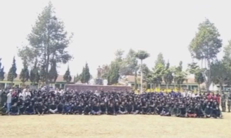 Upacara Penutupan Pendidikan Bela Negara (PBN) Bagi Mahasiswa Baru ...